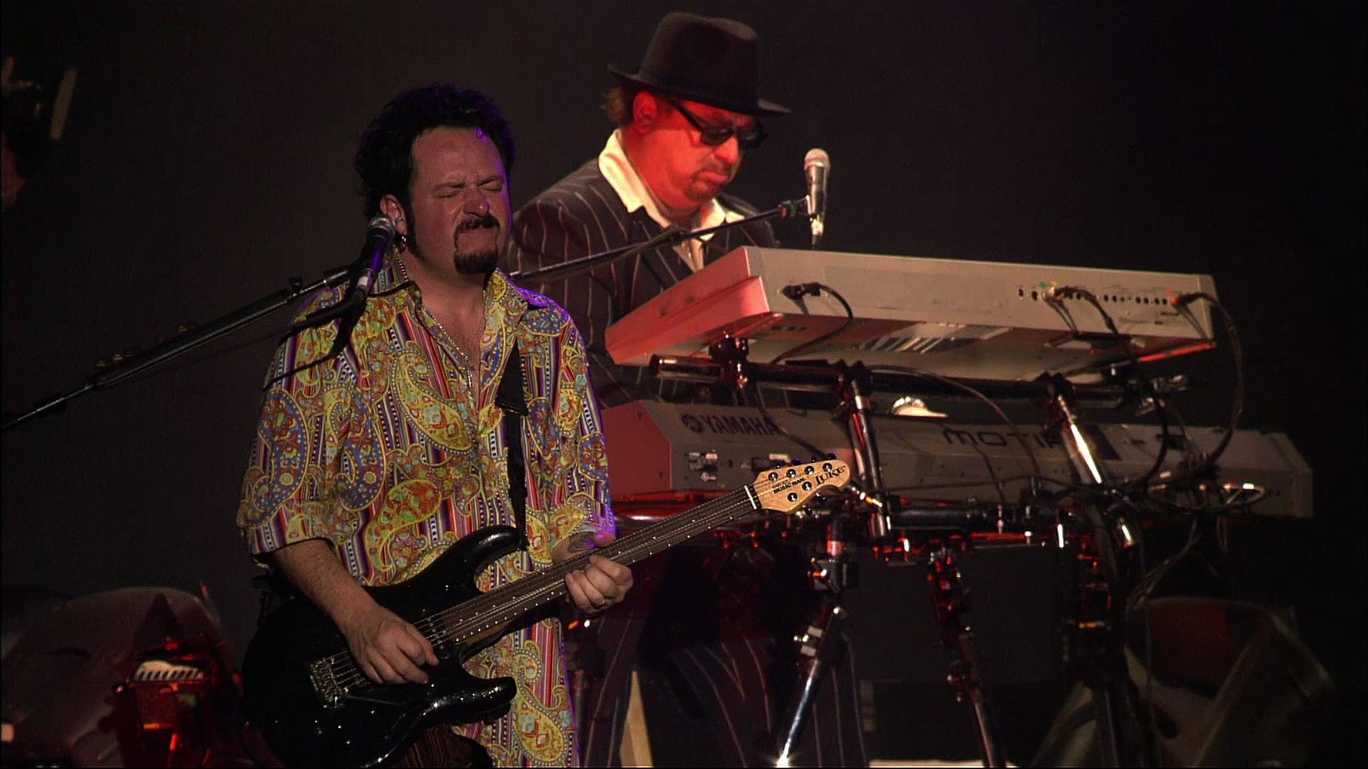 Watch Toto: 25th Anniversary - Live in Amsterdam for Free Online | Pluto TV