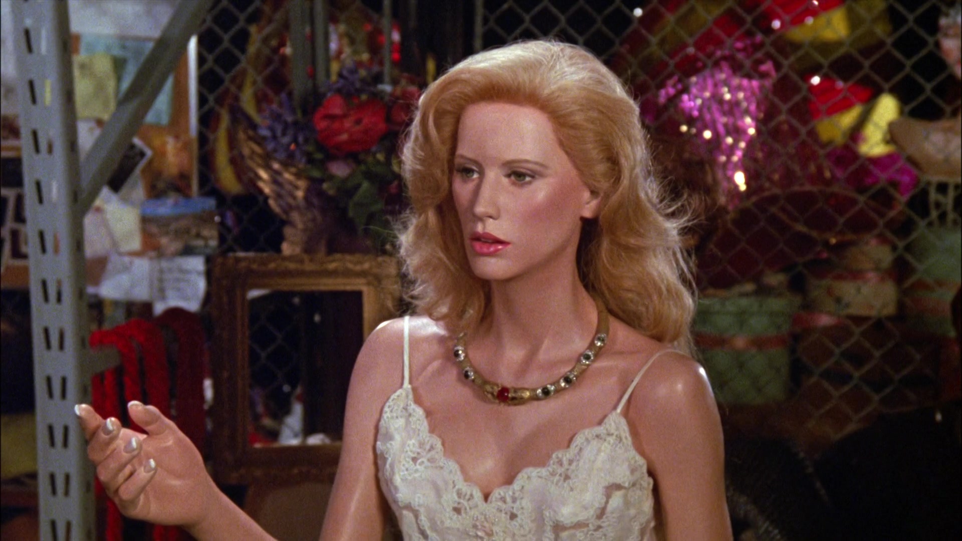 Watch Mannequin Two: On The Move on demand for free! - Pluto TV