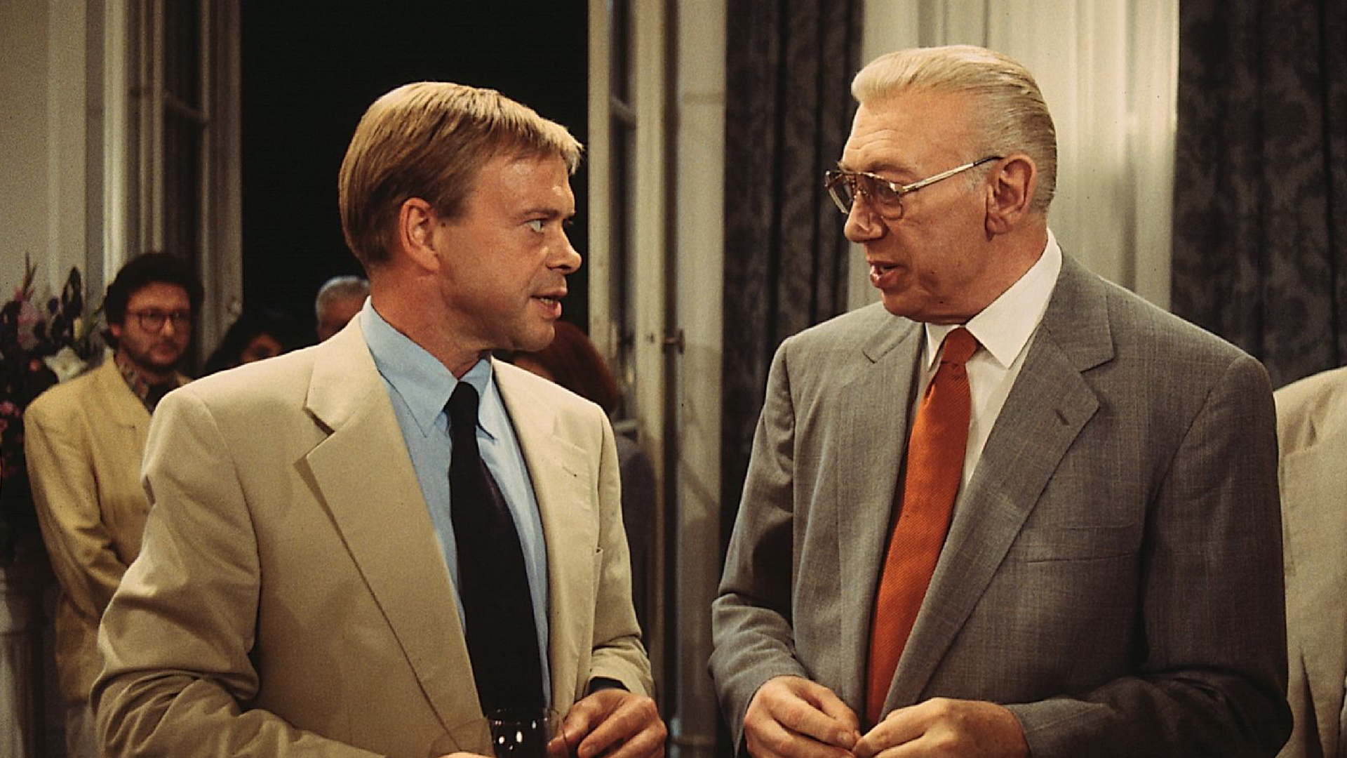 Derrick Staffel 18 kostenlos sehen | Pluto TV