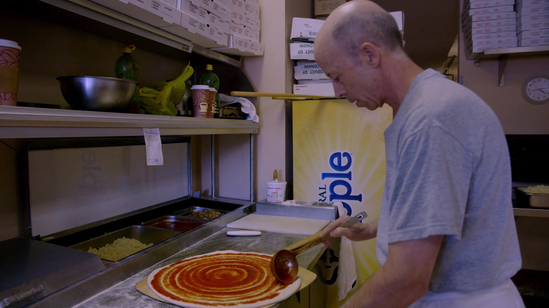 Watch Pizza Shop: An Italian American Dream for Free Online | Pluto TV
