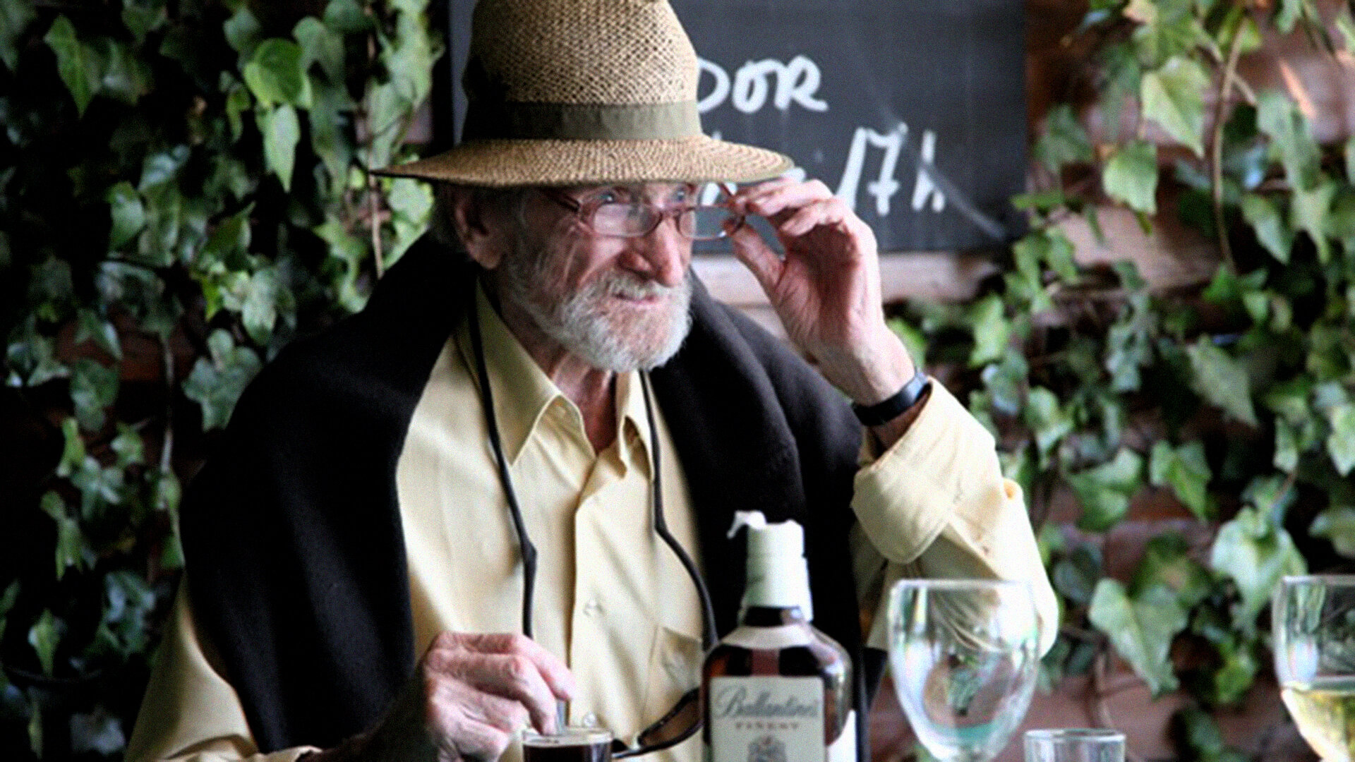 Watch A Tale of Two Thieves for Free Online | Pluto TV