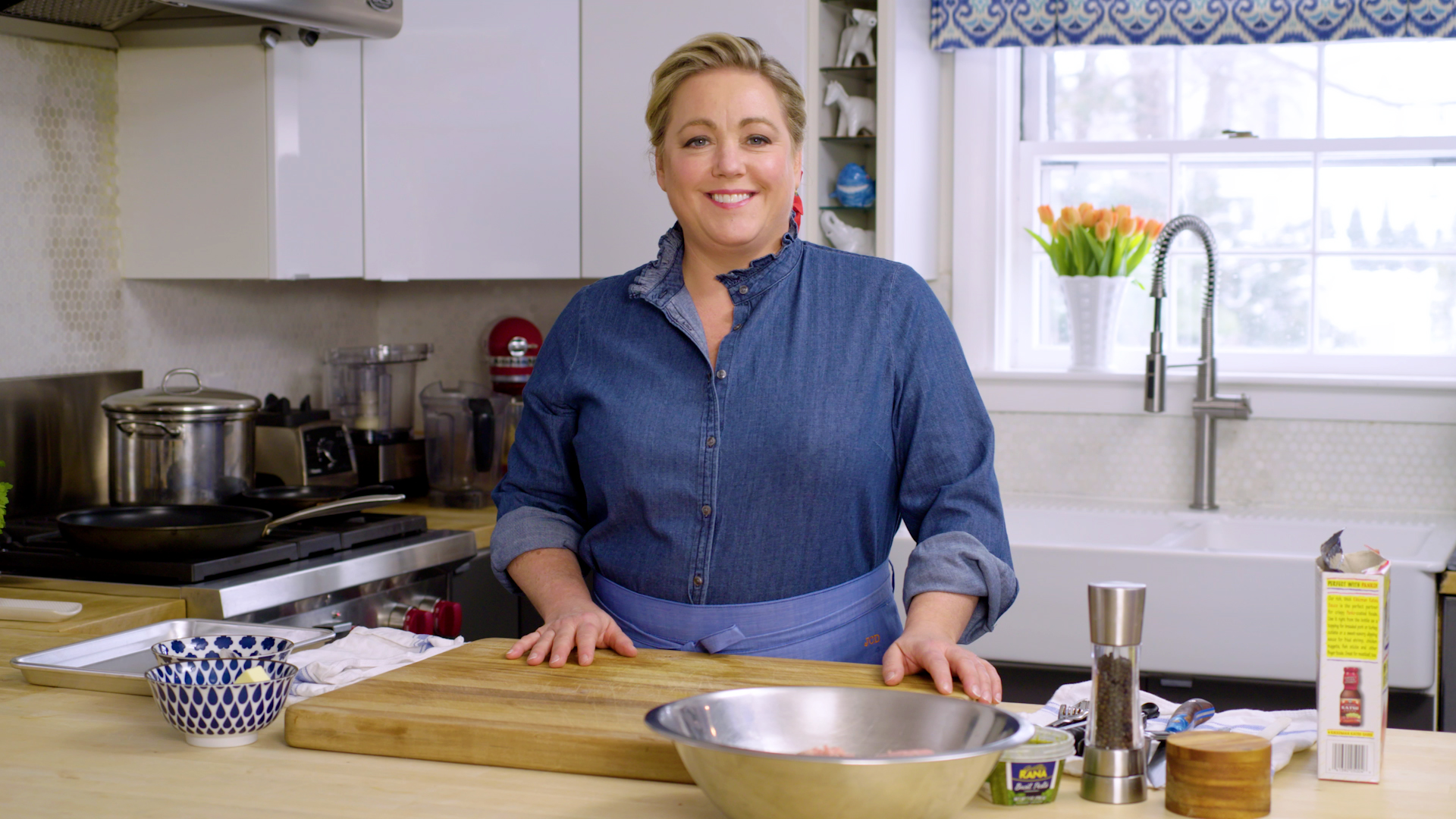 Watch Julia at Home Season 1 Free | Pluto TV