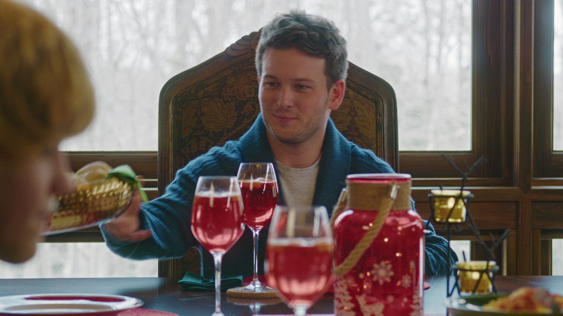 Watch Sappy Holiday for Free Online | Pluto TV