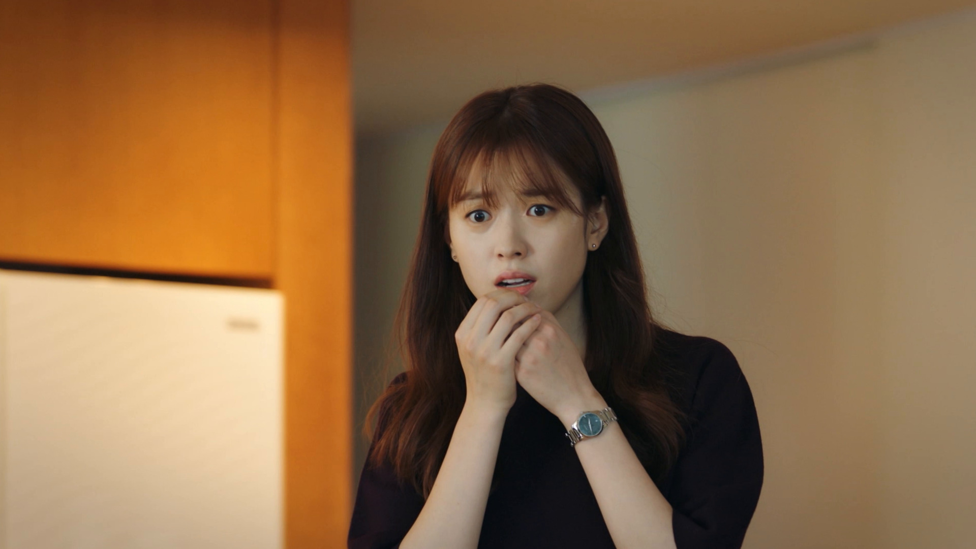 Ver W - Two Worlds Apart Temporada 1 Gratis | Pluto TV