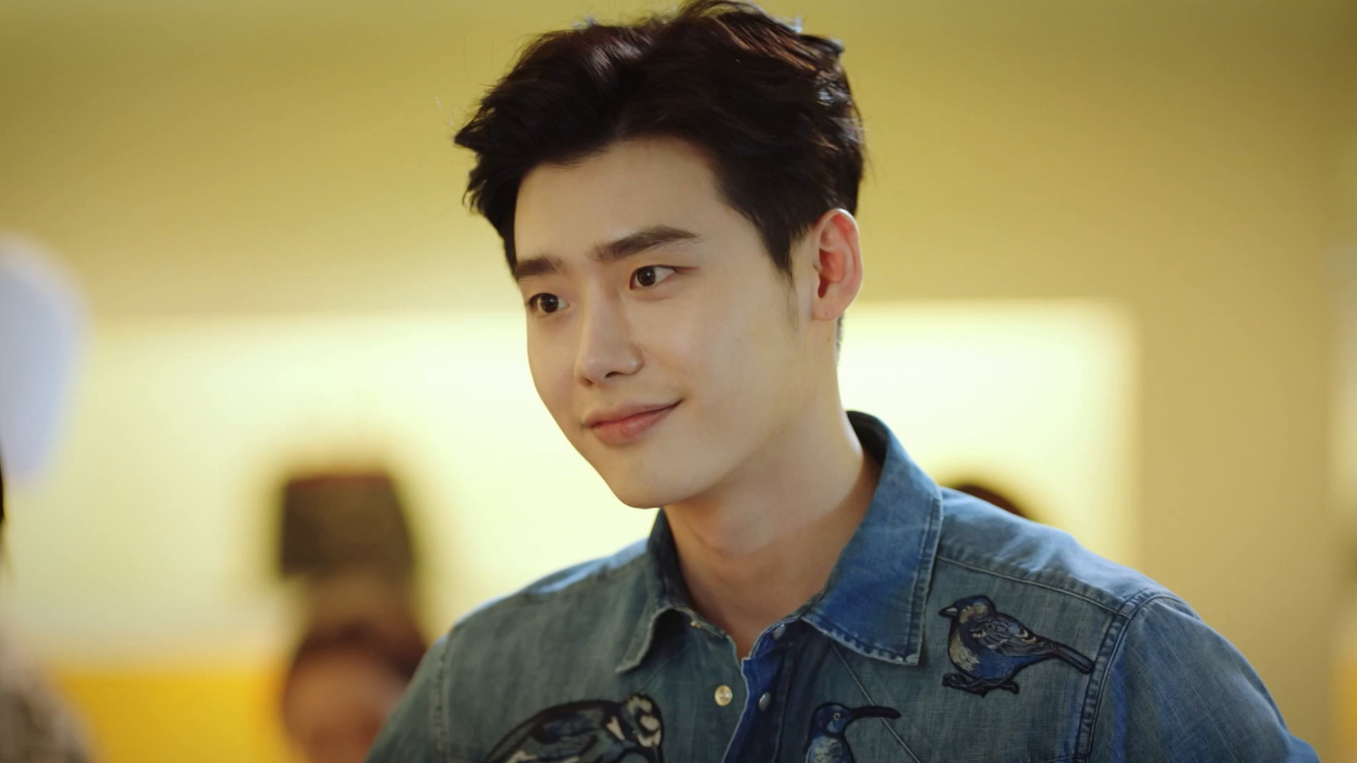 Ver W - Two Worlds Apart Temporada 1 Gratis | Pluto TV