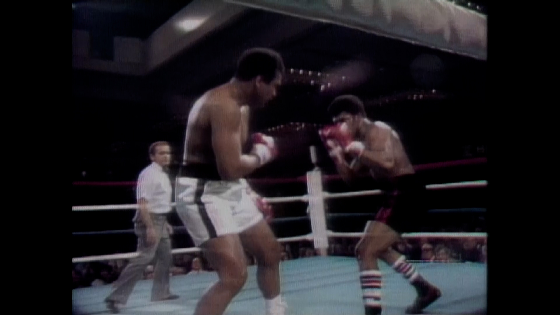 Watch Leon Spinks vs Muhammad Ali 1 on demand for free! - Pluto TV