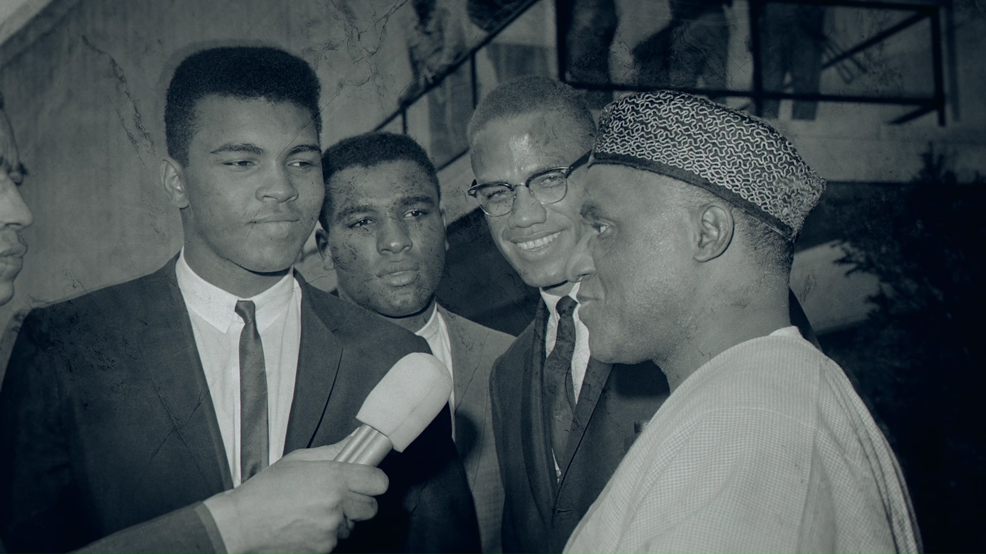 Watch Ali, Parks & X: The Fight For Change on demand for free! - Pluto TV