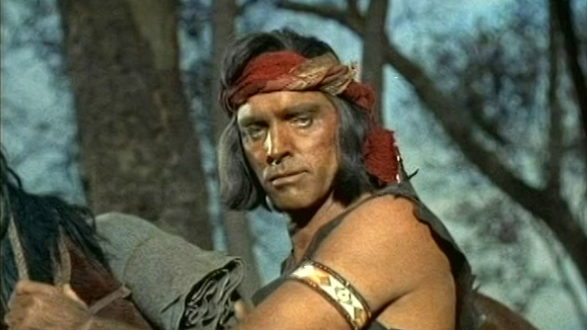 Apache grátis | Pluto TV