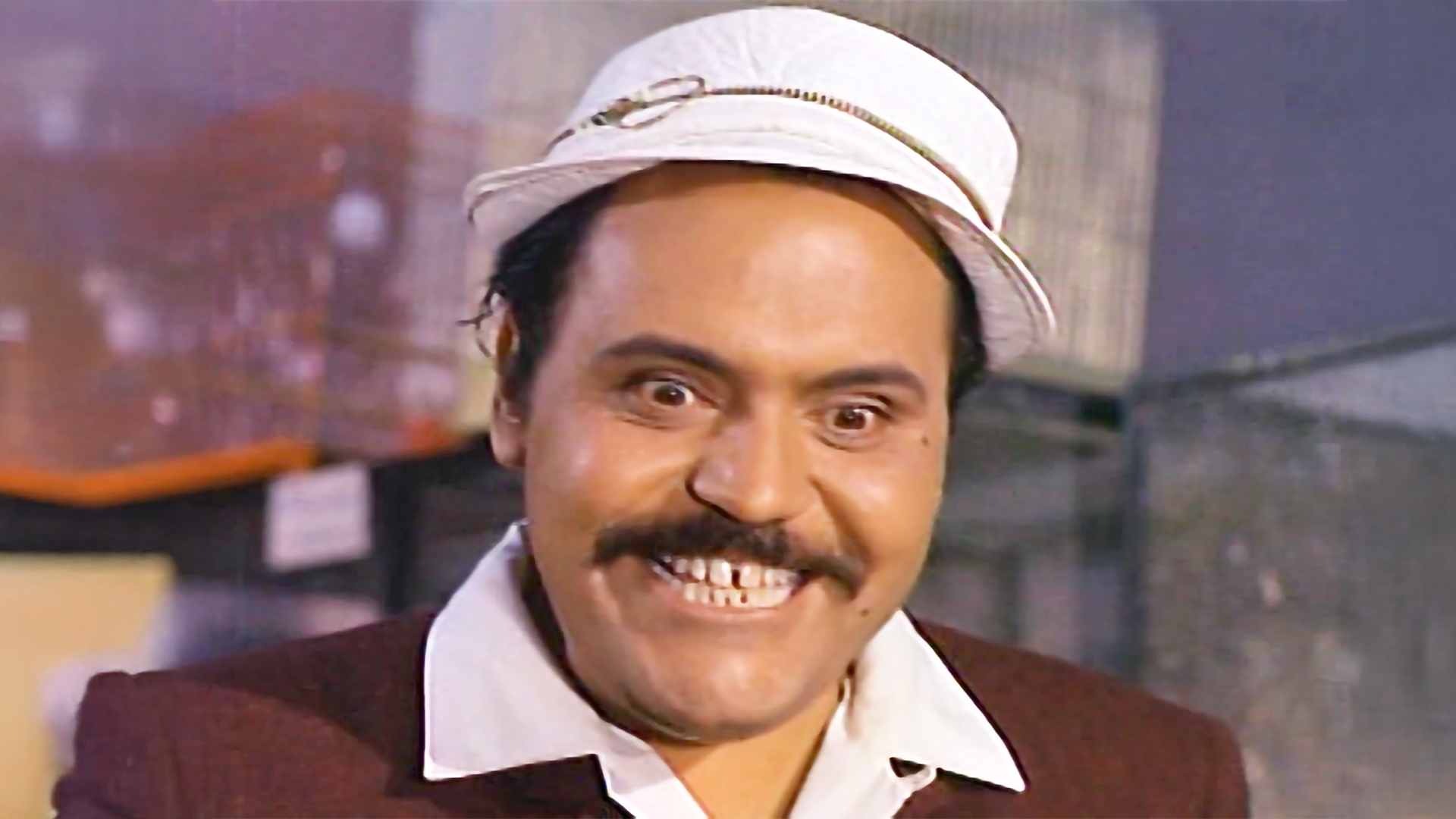 Watch Capulina corazón de león for Free Online | Pluto TV