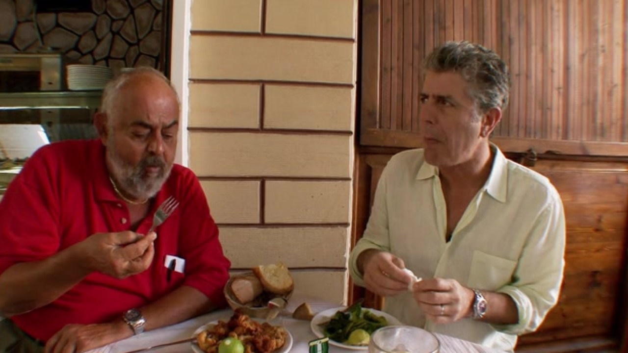 Watch Anthony Bourdain: No Reservations Season 4 Free | Pluto TV