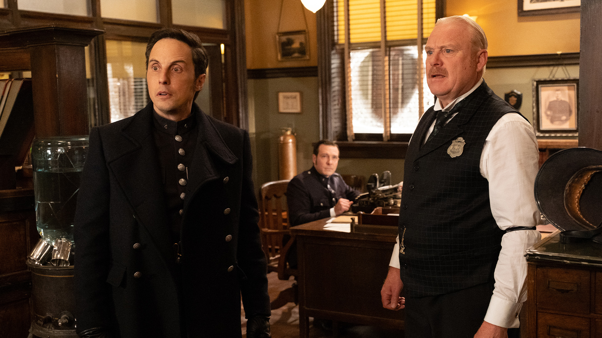 Watch Murdoch Mysteries Season 16 Free | Pluto TV