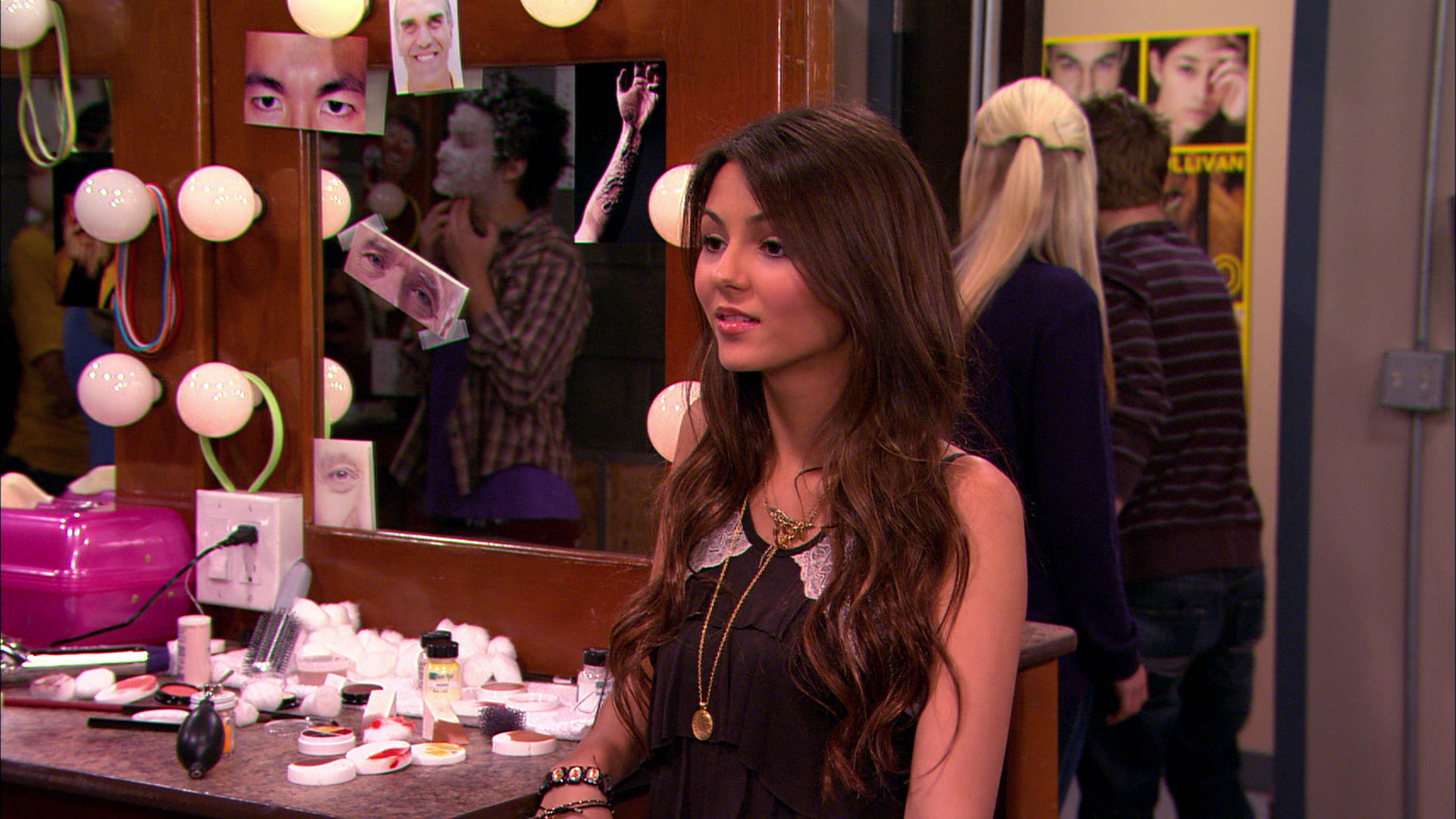 Ver Victorious Temporada 1 Gratis | Pluto TV