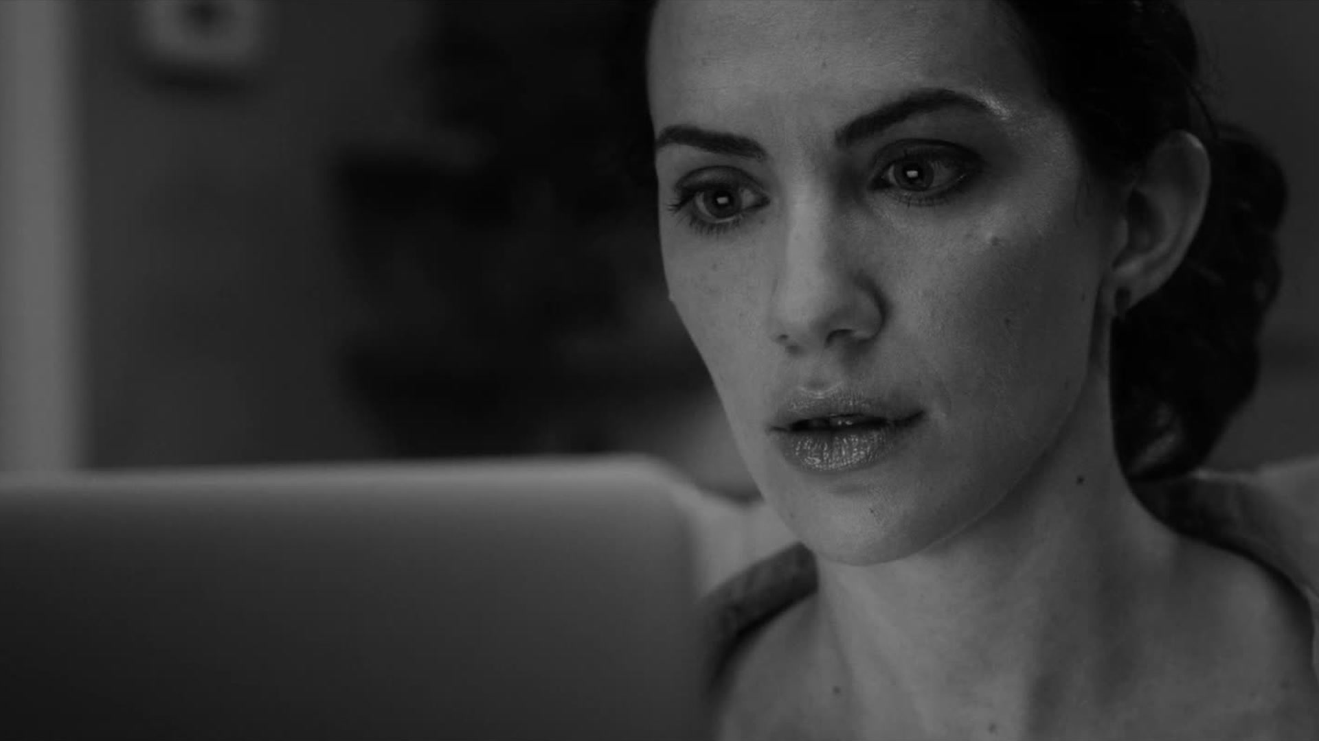Watch Hush [B&W Shush Cut] for Free Online | Pluto TV