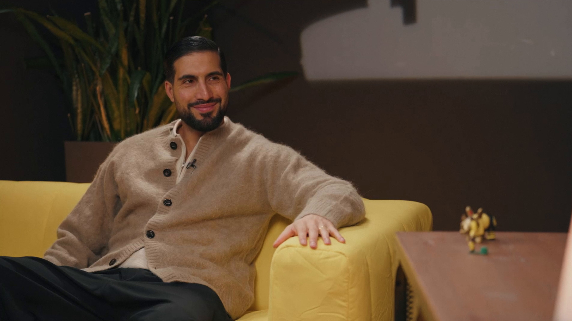 The Yellow Couch Mit Patrick Owomoyela: Emre Can gratis online ansehen ...
