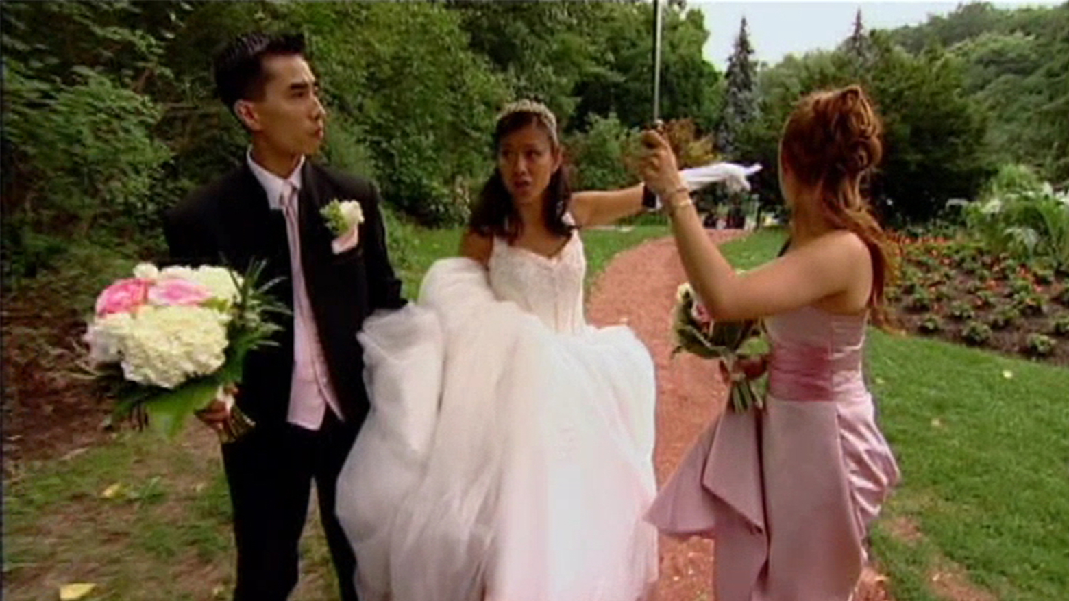 Watch Rich Bride Poor Bride Season 1 Free | Pluto TV