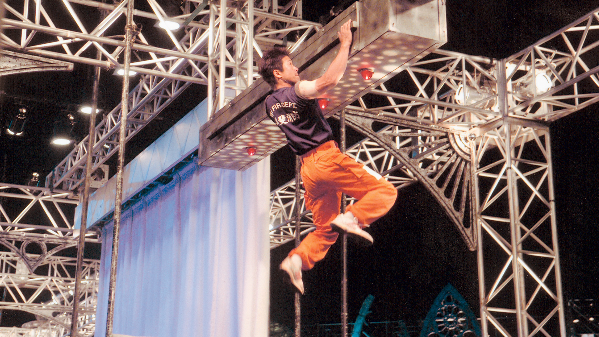 Ver Ninja Warrior gratis en línea | Pluto TV