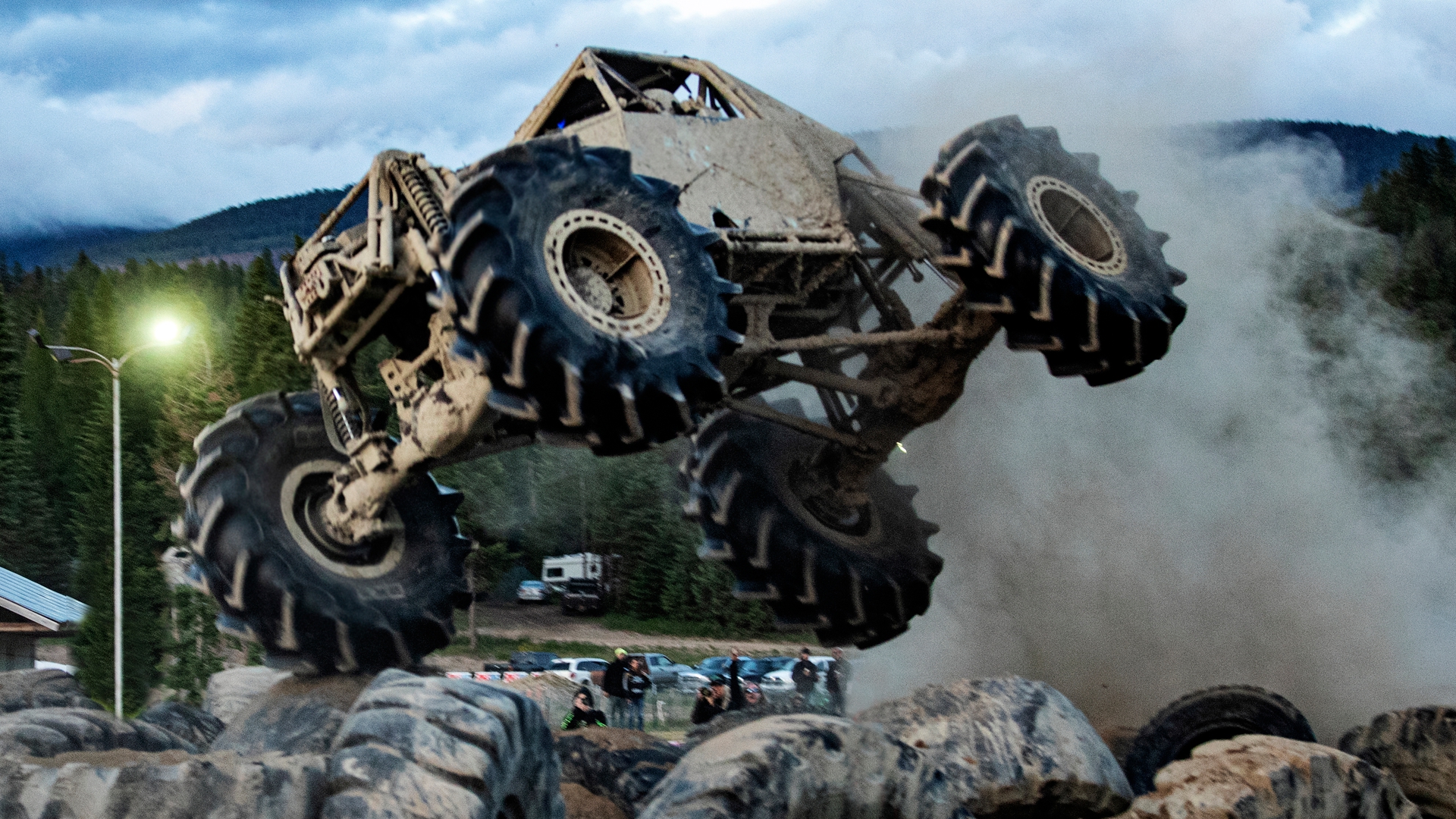 Watch Mountain Mafia Season Episode 1 | Pluto TV