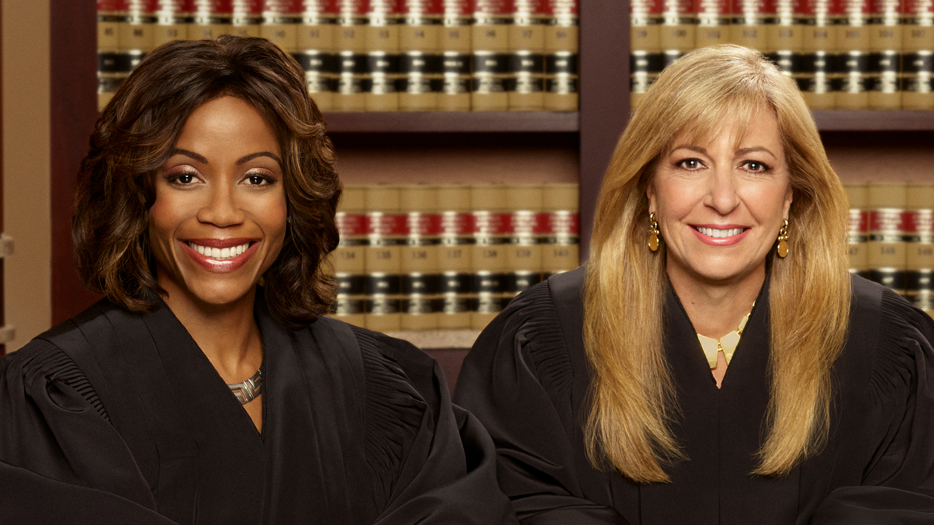Watch Hot Bench Season 3 Episode 132 | Pluto TV