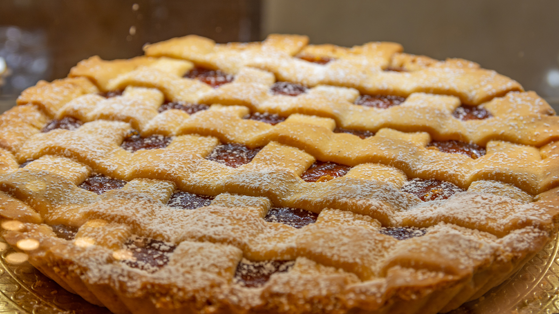 Watch Baking With Julia Season 3 Episode 10 | Pluto TV