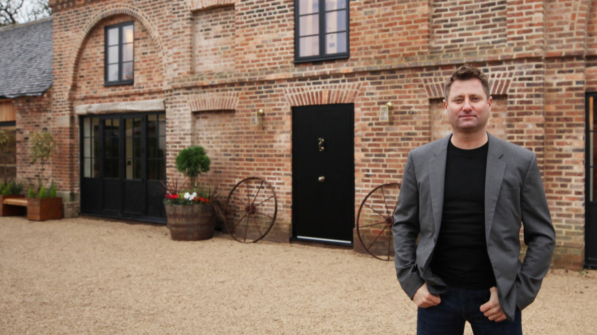 Watch George Clarke's Remarkable Renovations Season 1 Free | Pluto TV