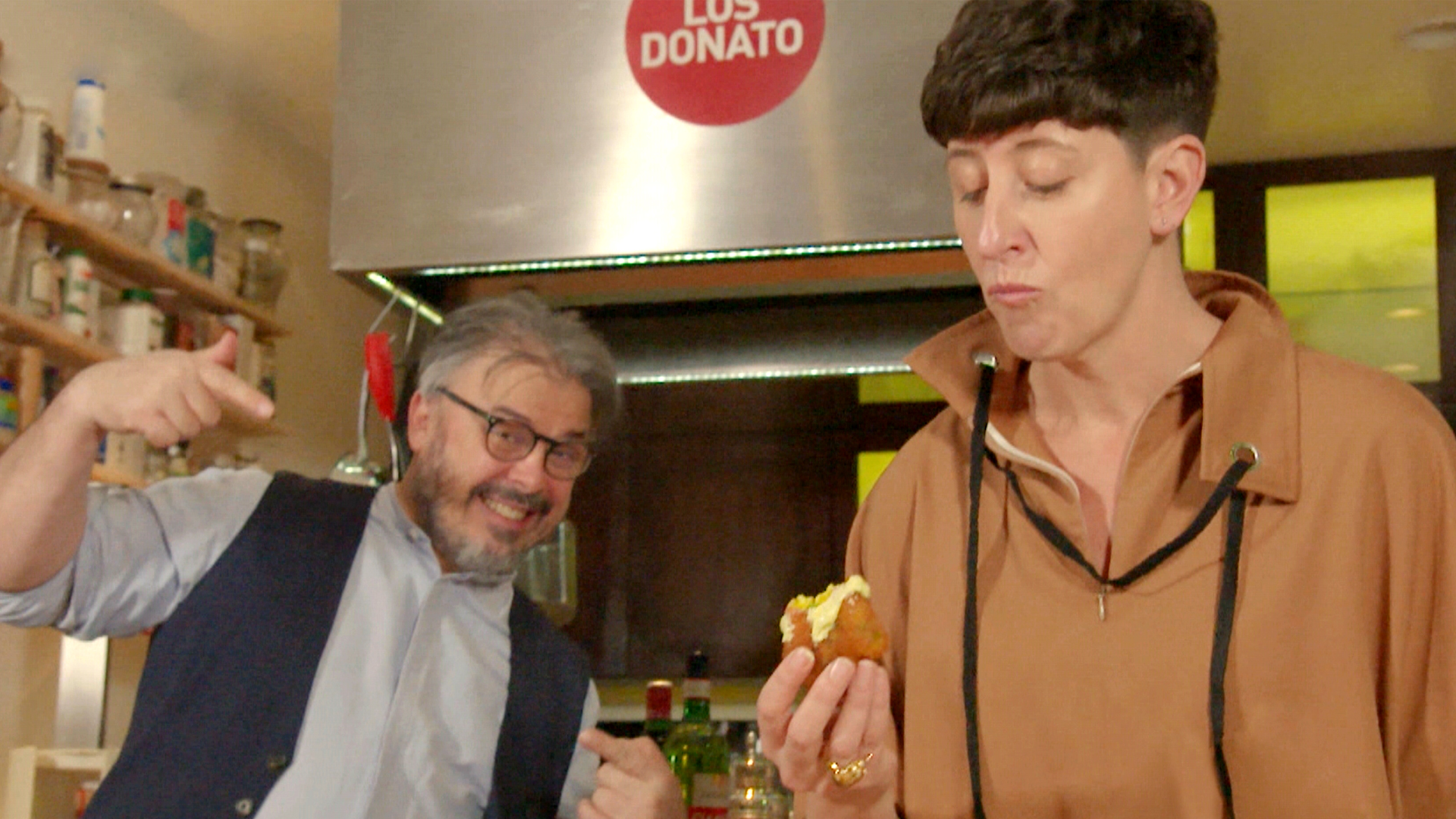 Ver Gran Bartender en Casa - Gancia gratis en línea | Pluto TV