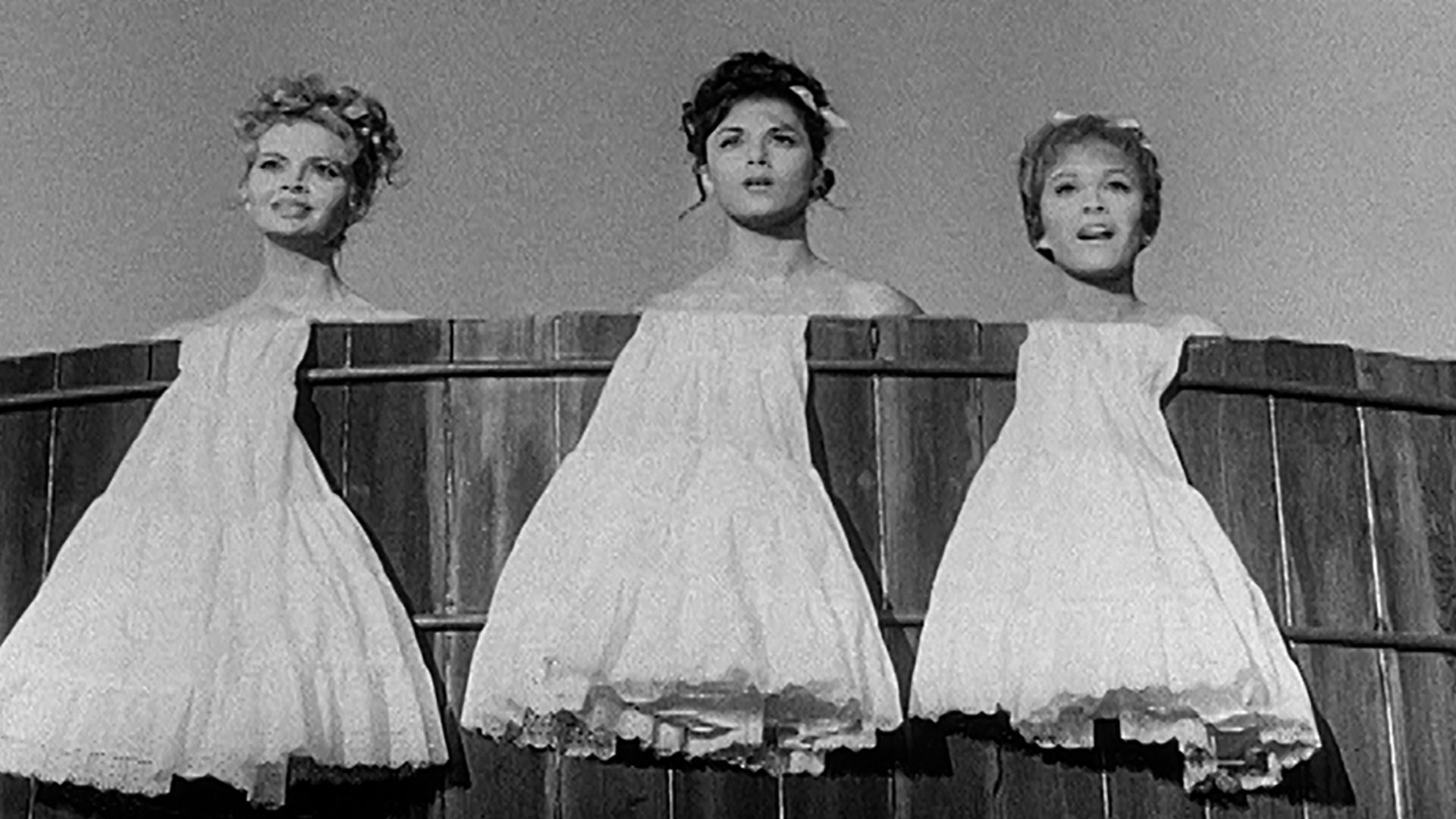 Guarda Petticoat Junction gratis online | Pluto TV