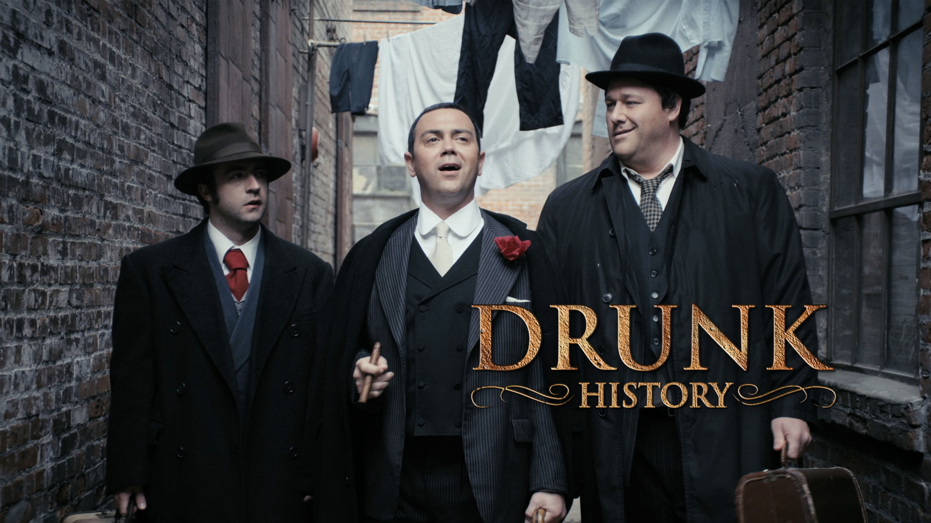Se Drunk History USA säsong 1 gratis | Pluto TV