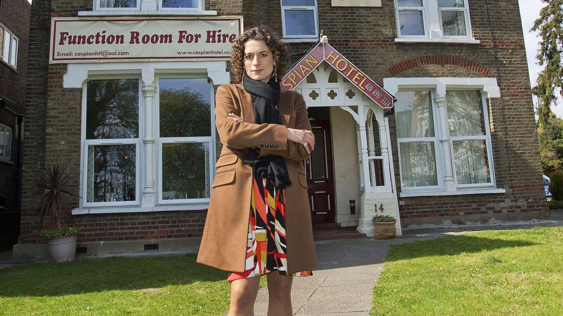 Watch The Hotel Inspector Returns Season 4 Free | Pluto TV