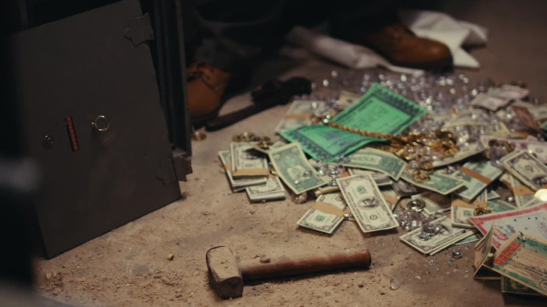 Watch Almost Unsolved Heists Season 1 Free | Pluto TV